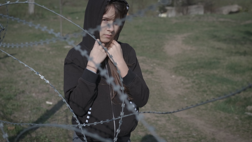 sad-girl-behind-the-fence image - Free stock photo - Public Domain ...