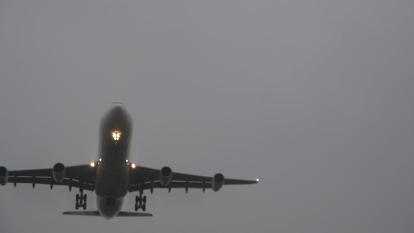 Airplane Flying Overhead At Night Stock Footage Video 3839252 ...