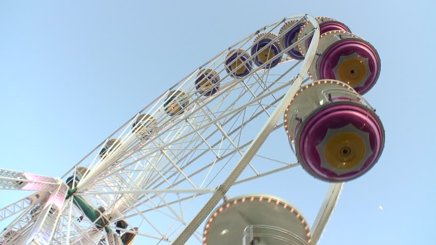Moving Ferris Wheel