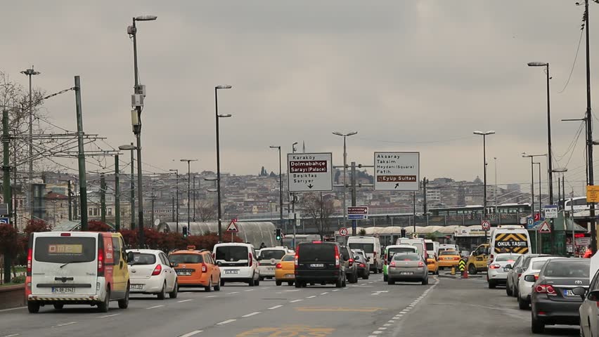 ISTANBUL - OCTOBER 28: Traffic On Sahil Yolu, Asian Side On October 28 ...